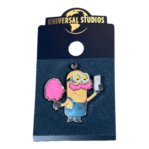 Universal | Other | Universal Studios Despicable Me Minion Kevin Cotton ...